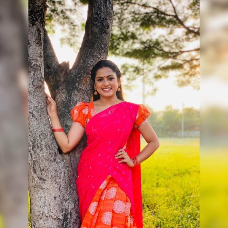 (Janani) Madhumitha H Instagram, Age, Biography, Salary - Kingtechiz